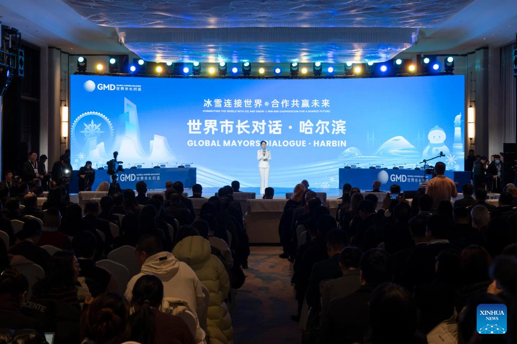 Fotos: sessão principal do "Diálogo Global de Prefeitos em Harbin"-Xinhua